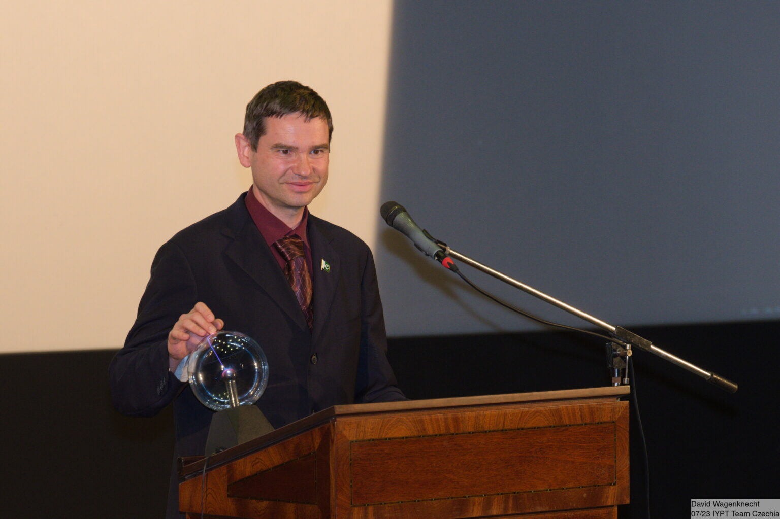 IYPT 2023 | International Young Physicists’ Tournament